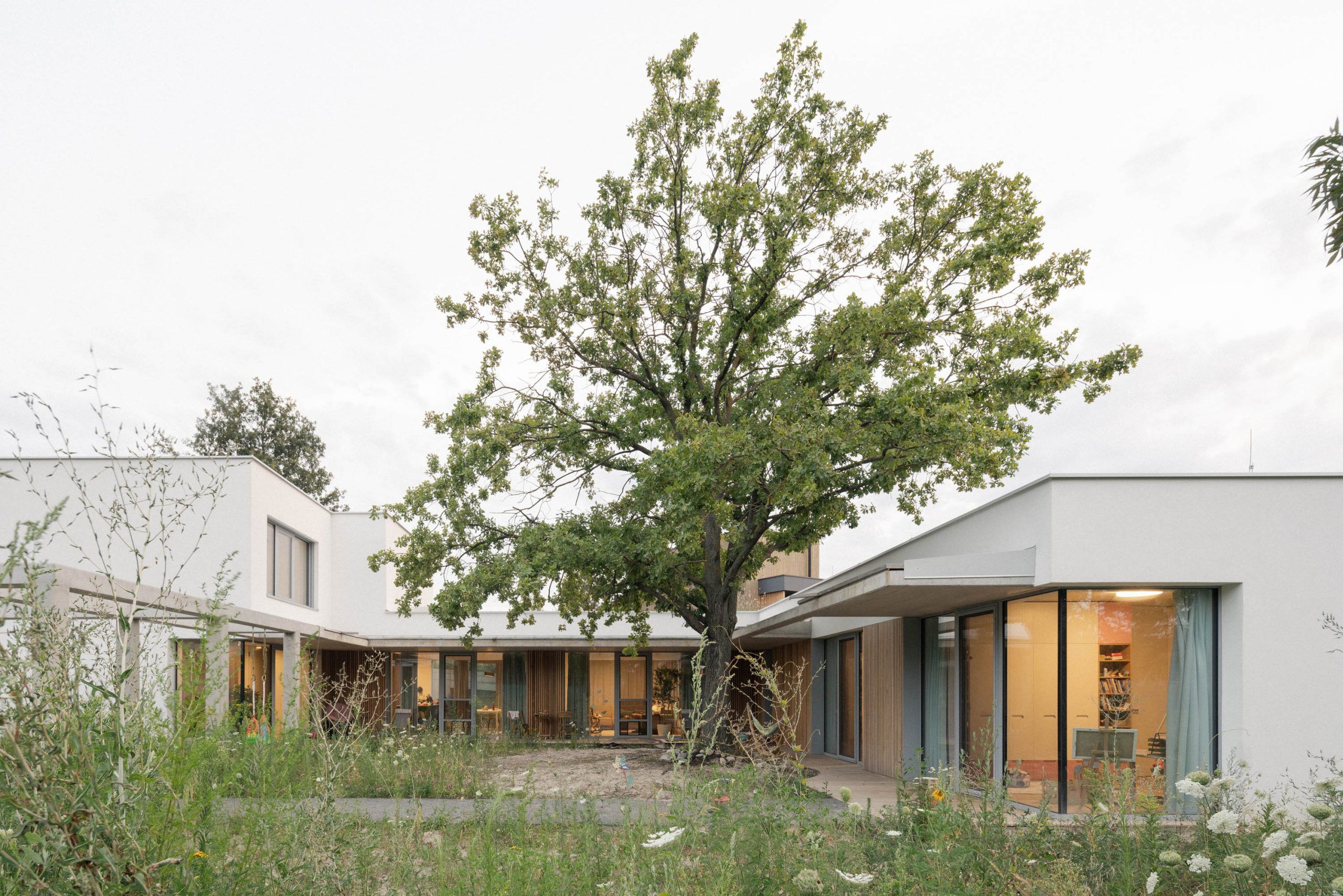 RDO House: Simple Family House by Čechvala Architects ...