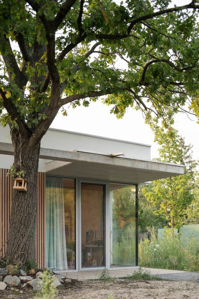 RDO House: Simple Family House by Čechvala Architects ...